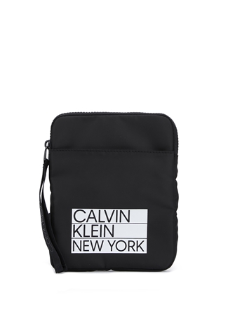 Calvin Klein Erkek Siyah Logolu Omuz Çantası EU Calvin Klein Erkek Siyah Logolu Omuz Çantası EU