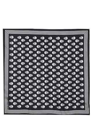 Alexander McQueen Kadın Siyah Beyaz Kurukafa Desenli 90x90 cm İpek Eşarp EU