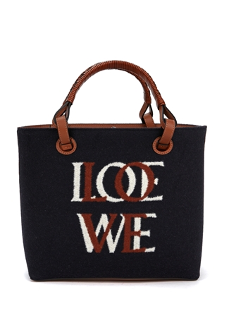 Loewe Kadın Lacivert Logolu Omuz Çantası EU Loewe Kadın Lacivert Logolu Omuz Çantası EU