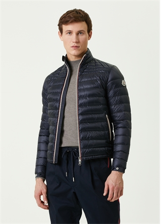 Moncler Erkek Lacivert Kapitoneli Mont 2 US Moncler Erkek Lacivert Kapitoneli Mont 2 US
