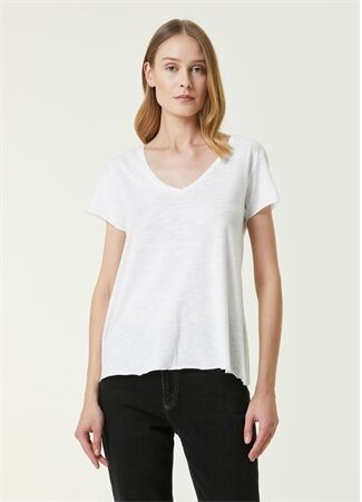 American Vintage Kadın Beyaz V Yaka T-shirt XS EU American Vintage Kadın Beyaz V Yaka T-shirt XS EU