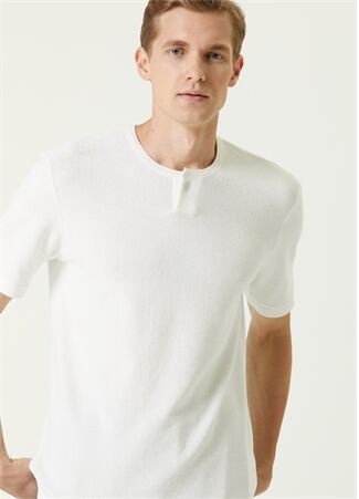 Bottega Veneta Erkek Beyaz Yakası Düğmeli T-shirt S EU