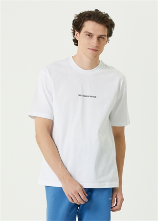 Freedom Of Space Erkek Beyaz Figür Baskılı T-shirt S Eu Freedom Of Space Erkek Beyaz Figür Baskılı T-shirt S Eu