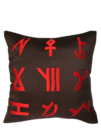 Atölye11 Damga Motifli 50x50 İpek Dekoratif Yastık Çok Renkli Atölye11 Damga Motifli 50x50 İpek Dekoratif Yastık Çok Renkli