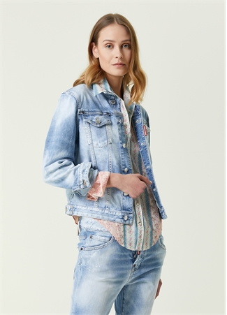 Dsquared2 Kadın Mavi Denim Ceket 42 IT Dsquared2 Kadın Mavi Denim Ceket 42 IT