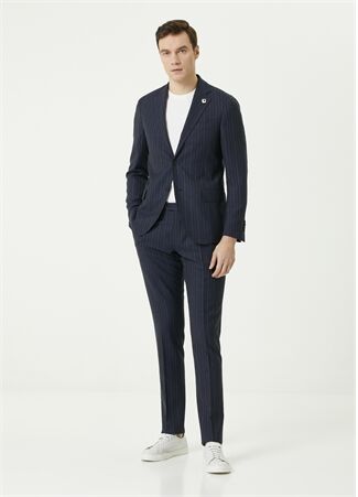 Lardini Erkek Lacivert Çizgi Desenli Yün Takım Elbise 54 IT Lardini Erkek Lacivert Çizgi Desenli Yün Takım Elbise 54 IT