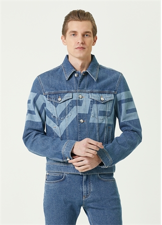 Versace Erkek Mavi Logo Detaylı Denim Ceket 52 IT Versace Erkek Mavi Logo Detaylı Denim Ceket 52 IT