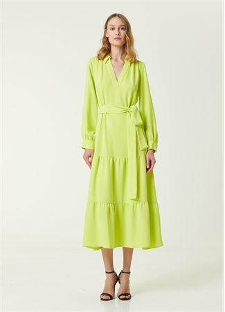 Beymen Collection Kadın Neon Yeşil Kuşak Detaylı Midi Krep Elbise 42 EU Beymen Collection Kadın Neon Yeşil Kuşak Detaylı Midi Krep Elbise 42 EU