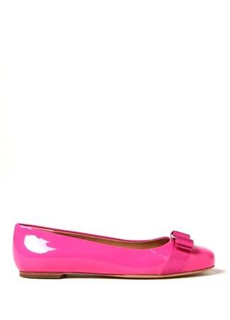 Salvatore Ferragamo Kadın Pembe Fiyonk Detaylı Deri Babet 36 EU Salvatore Ferragamo Kadın Pembe Fiyonk Detaylı Deri Babet 36 EU